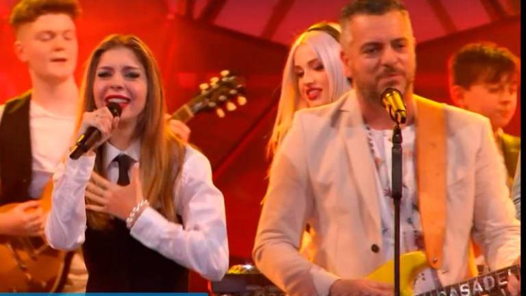 Amadeus: “Tutti in pista, a Sanremo si balla Romagna mia!”