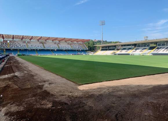 Cesena, l’Orogel stadium “Dino Manuzzi” si rifà il look: il nuovo campo ...