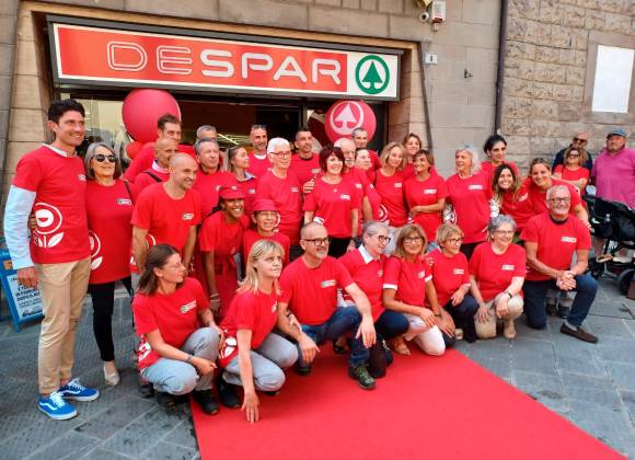 San Piero in Bagno: mezzo secolo di vita e festa per il Supermercato ...