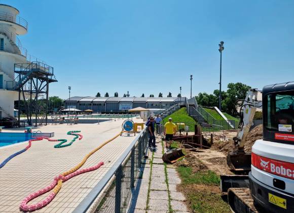 Riccione. Sorpresa nel cantiere per la piscina, dagli scavi spuntano ...