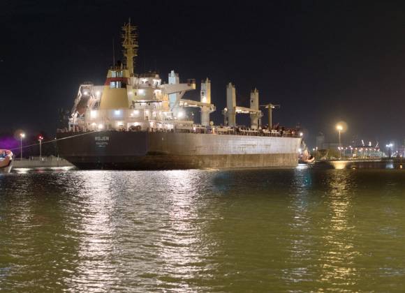 Ravenna porto di pace: "Gemellaggio con Odessa o Mariupol" - Gallery: l ...