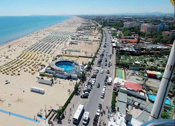 Rimini. Piazze e grandi piscine pubbliche, al Triangolone un “mega ...