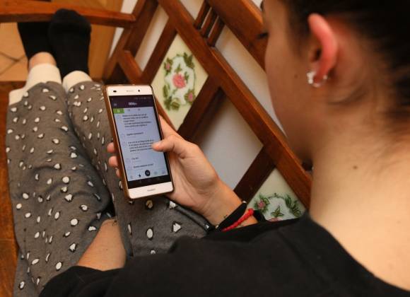 Cesena, sprona gli studenti ad uscire insieme e raccontare dettagli ...