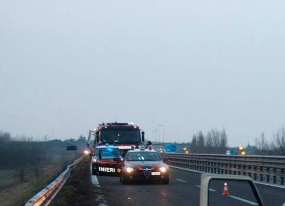 Scontro auto-tir in E45, chiusa la strada e uscita obbligatoria a ...