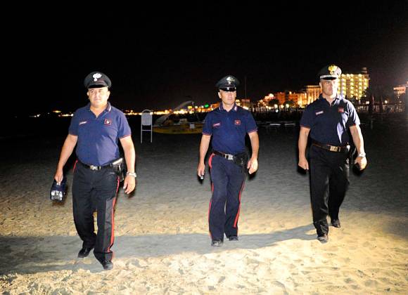 Riccione, “ostaggio” per un grammo di coca. In tre scampano maxi condanna
