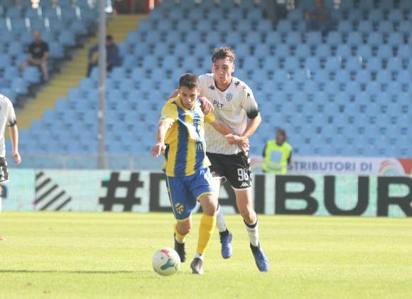 Calcio C, Lepri rescinde col Cesena e firma con il Rimini