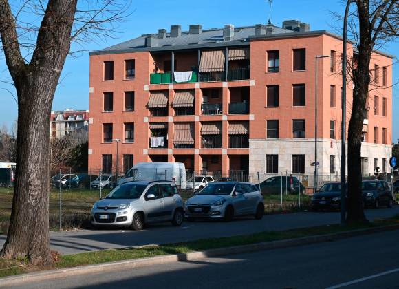 Forlì. Allarme in un condominio di via Manzoni per degrado e atti ...