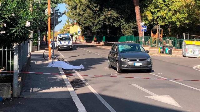 Cesena, incidente mortale: travolto in bici in via Plauto VIDEO