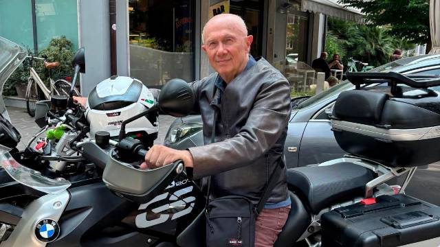 Da Cesena ha riacceso la moto ed è ripartito per le zone di guerra in Ucraina