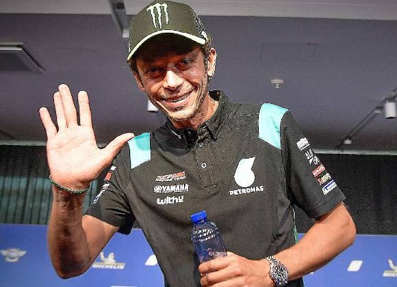MotoGp, quando Rossi era un ragazzino che ballava al "Controsenso" di Forlì