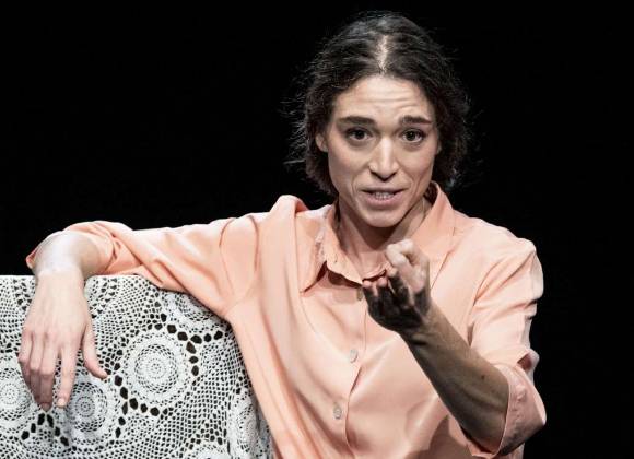 Benedetta Parisi in "Funerale all'italiana" a Gambettola