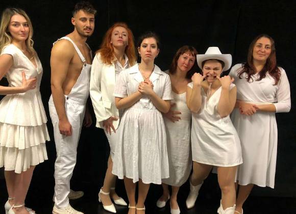 Il James Dean del Teatro delle Forchette a Predappio