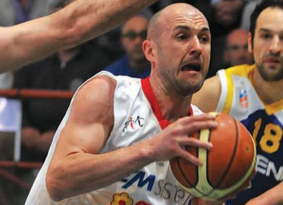 Basket A2, il doppio ex Tassinari: "Botte e laser in faccia, vi ...