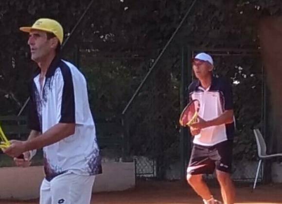 Tennis, Castellucci e Guerrini in semifinale a Cervia
