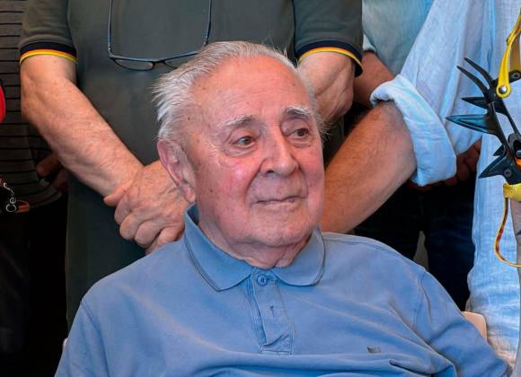 Una mostra accompagna la festa a Cesena per i 95 anni di don Neri - VIDEO