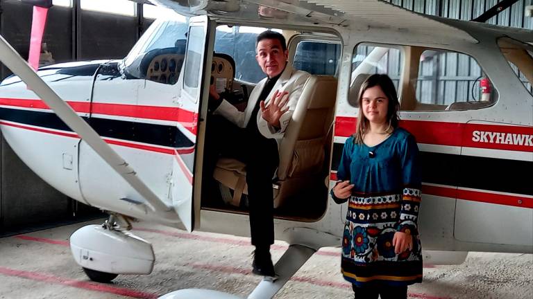 Il mago Gabriel rende omaggio a Houdini con un esperimento magico su un ...