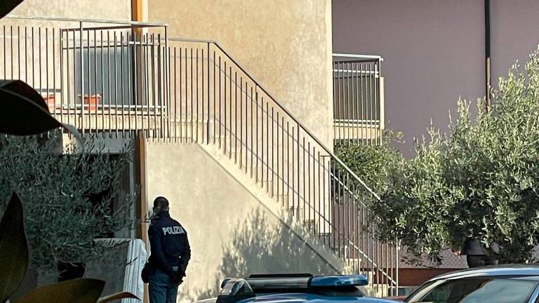 Rubano in una abitazione a 600 metri da dove vivono: ladri smascherati ...