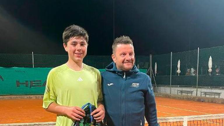 Tennis, Enea Vinetti conquista il torneo del Circolo Paradiso di Cesenatico